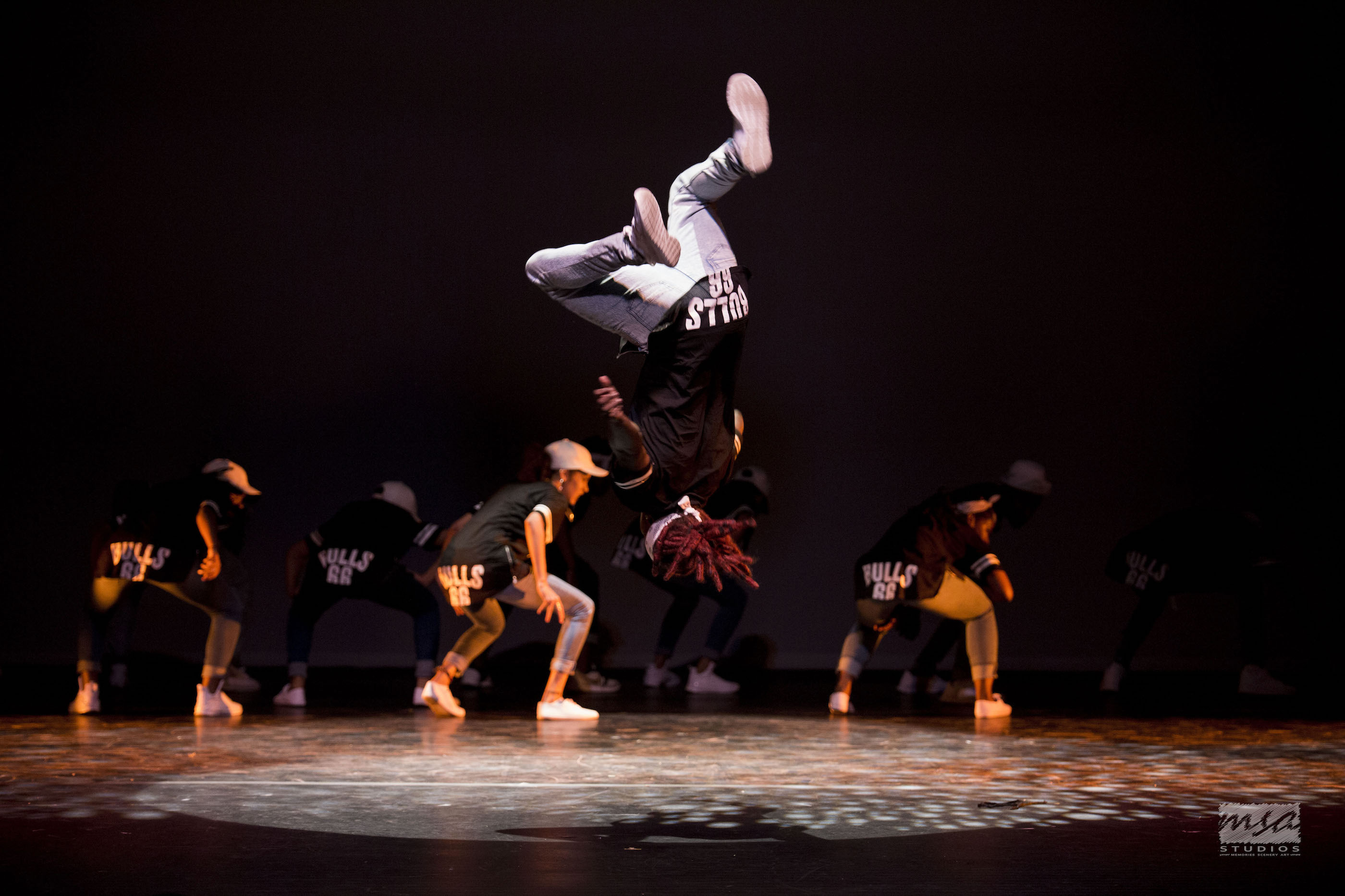 La Danse Caraibe Sews A PatchWork Of Thematic Dance Motifs – The ...